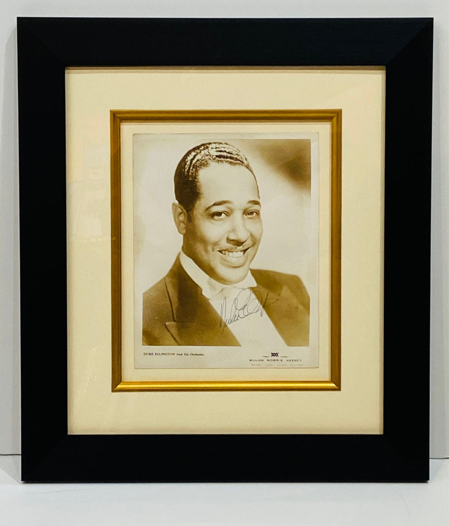 DUKE ELLINGTON HAND-SIGNED PHOTOGRAPH – Zazoo Fine Art Gallery