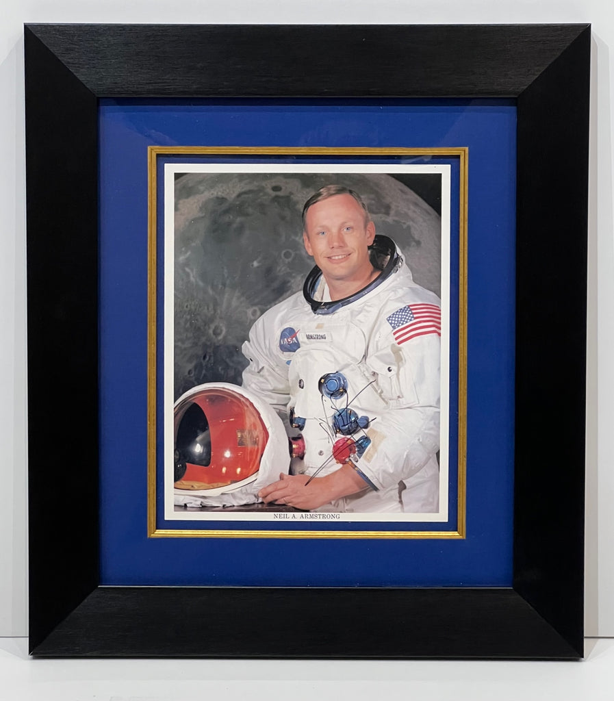 RARE NEIL ARMSTRONG HAND-SIGNED NASA PUBLICITY PHOTOGRAPH – Zazoo Fine ...
